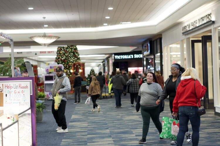 Ohio Valley Mall Customers Bag Black Friday Bargains, Prizes | News ...